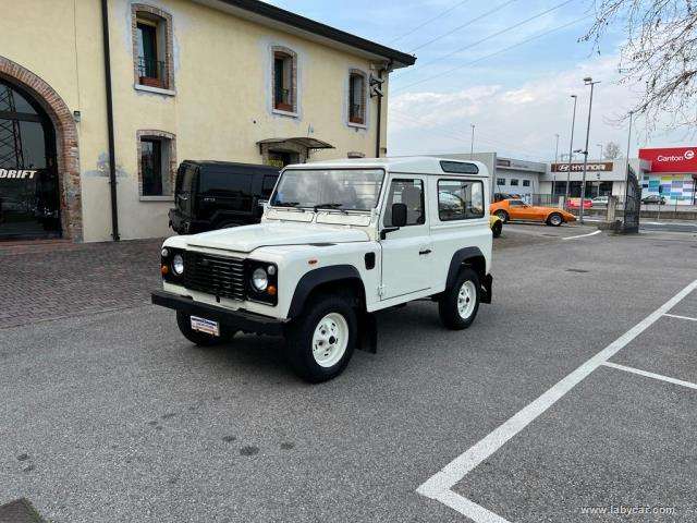 Land Rover Defender90 TD Hard-top GANCIO TRAINO 16 Q.LI