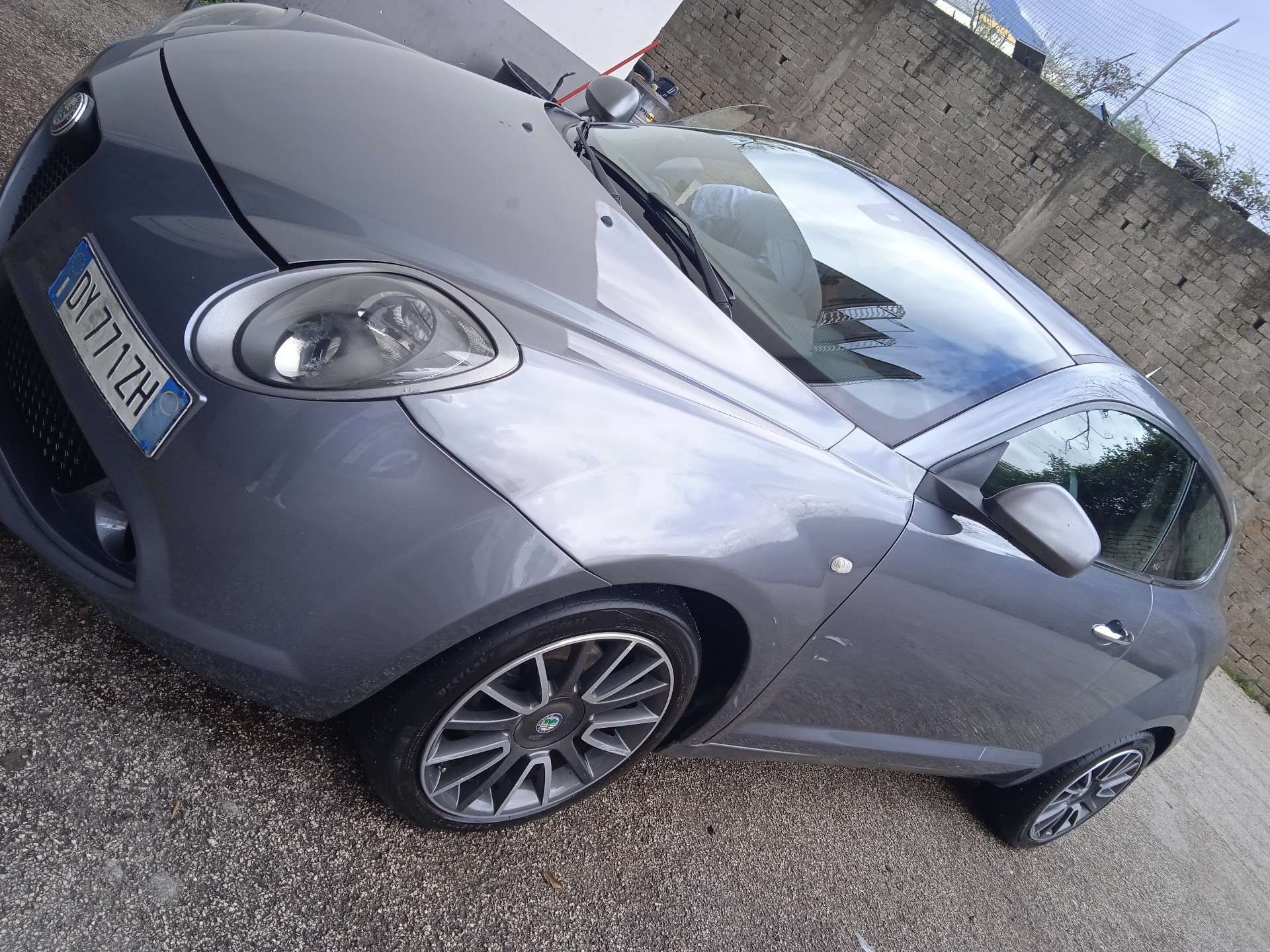 Alfa Romeo MiTo1.6 jtdm Distinctive sport pack 120cv