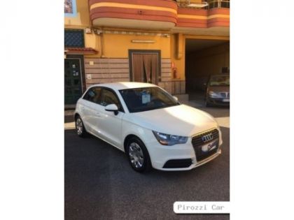 AUDI A1/S1 A1 1.6 TDI 105 CV S line edition