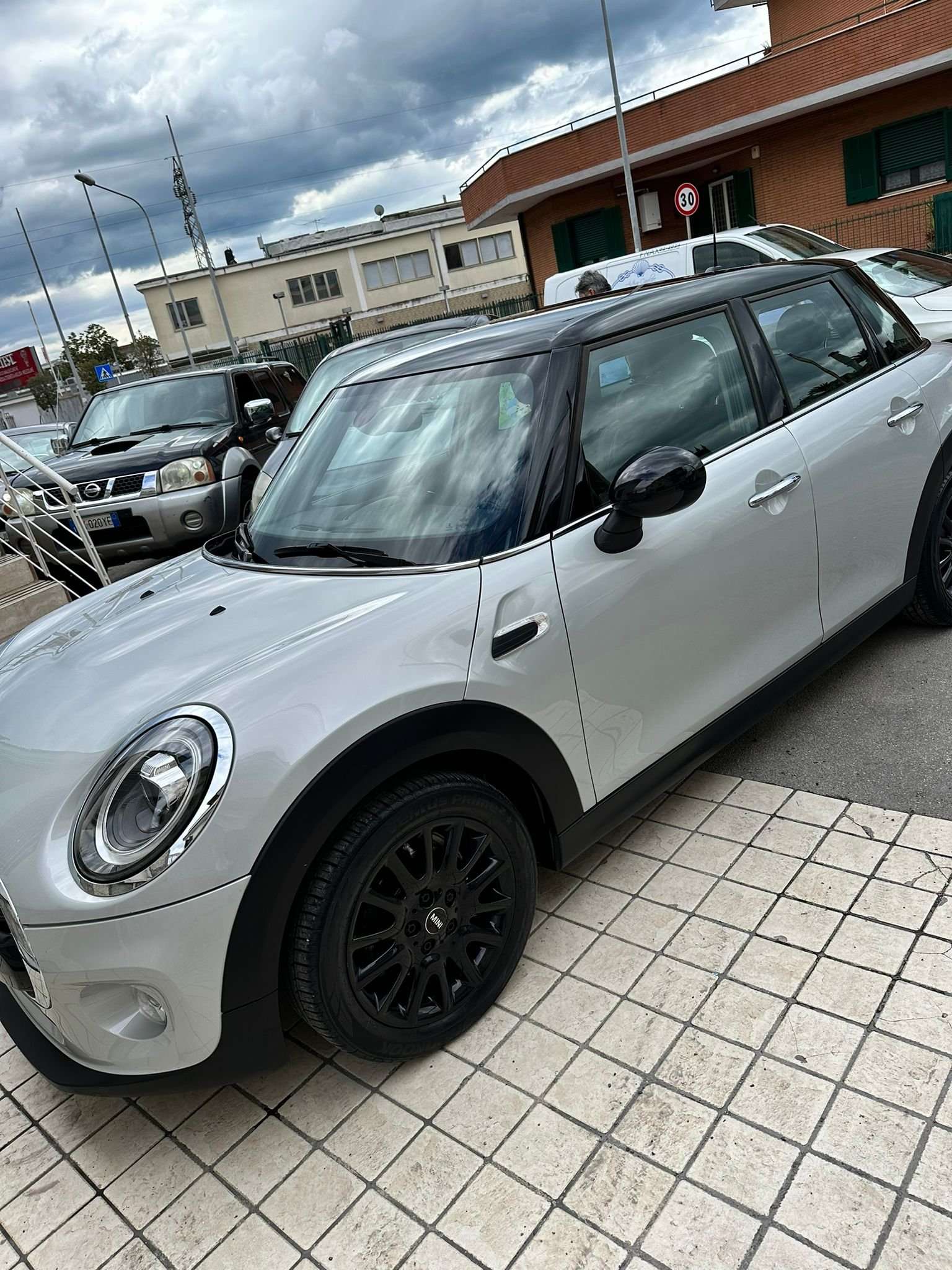 MINI Cooper D5p 1.5 Baker Street