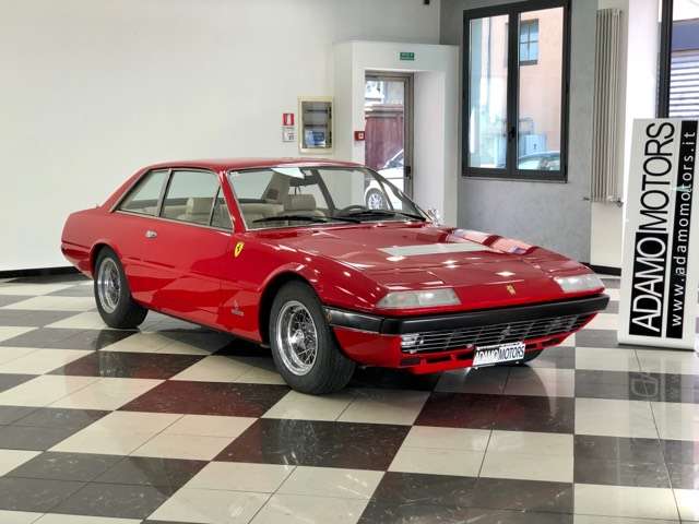 Ferrari 365GT4 2+2 Pininfarina