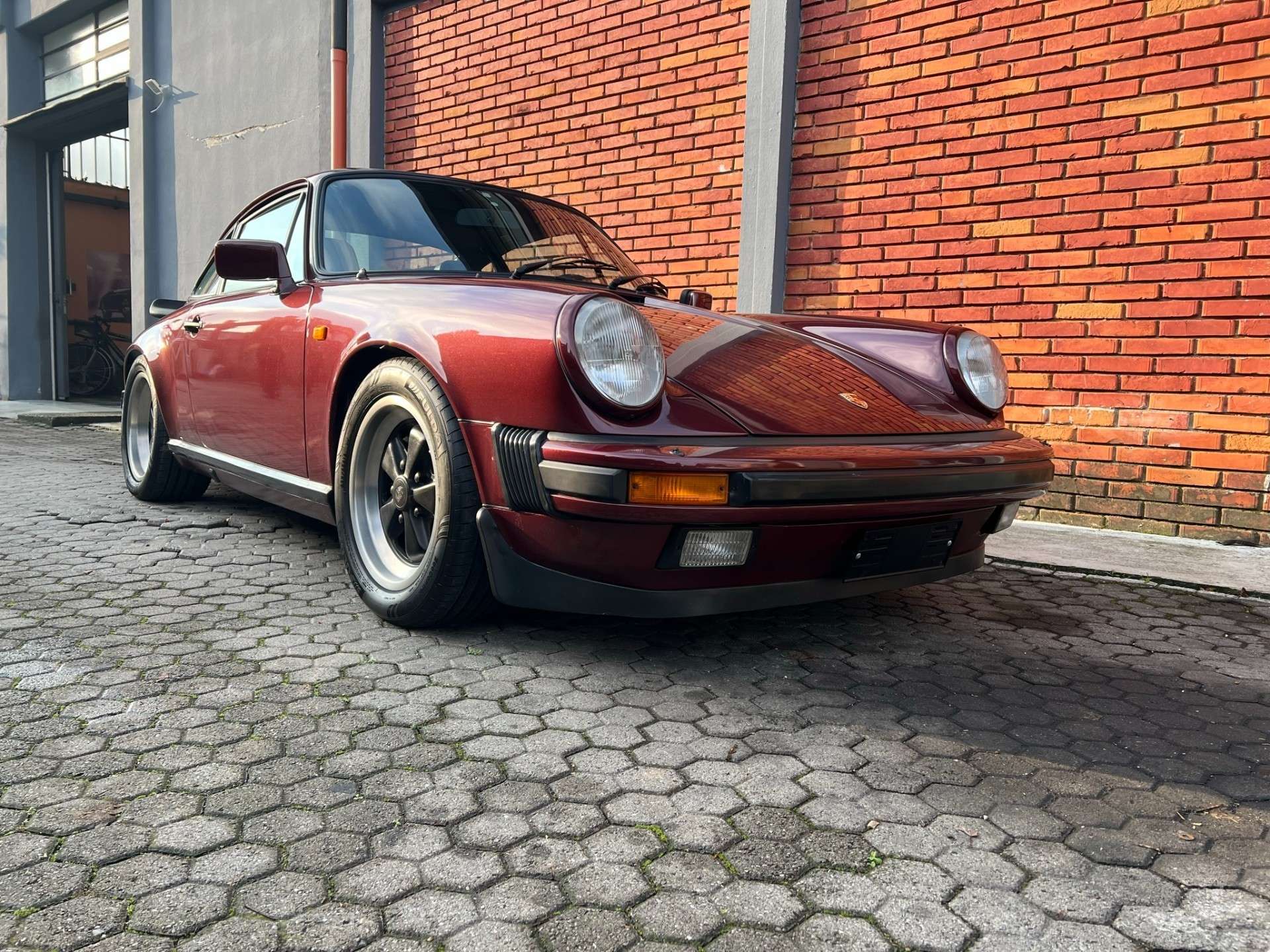 Porsche 911Carrera 3.2 Coupé