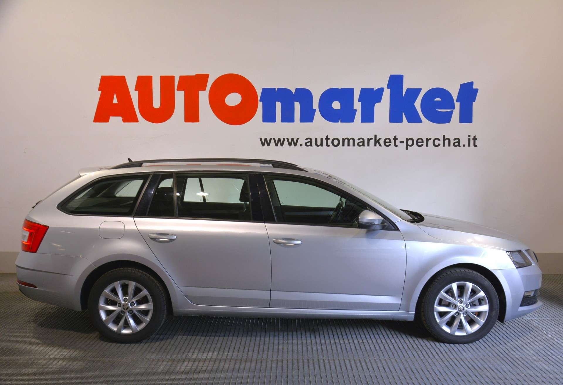 Skoda Octavia2.0 TDI CR 4x4 DSG Wagon Executive