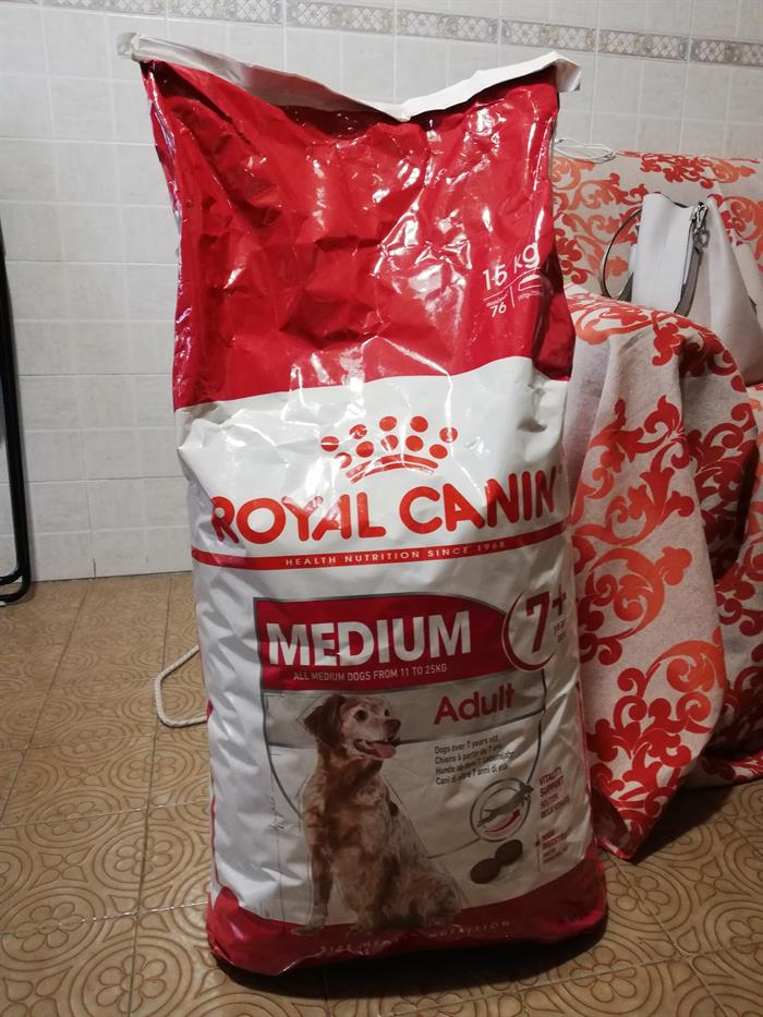 ROYAL CANIN