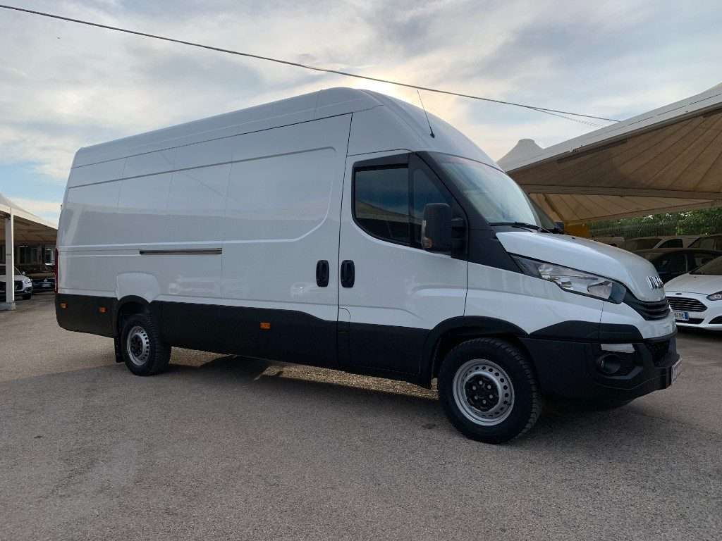 Iveco Daily33S16V 2.3 HPT H2 L4