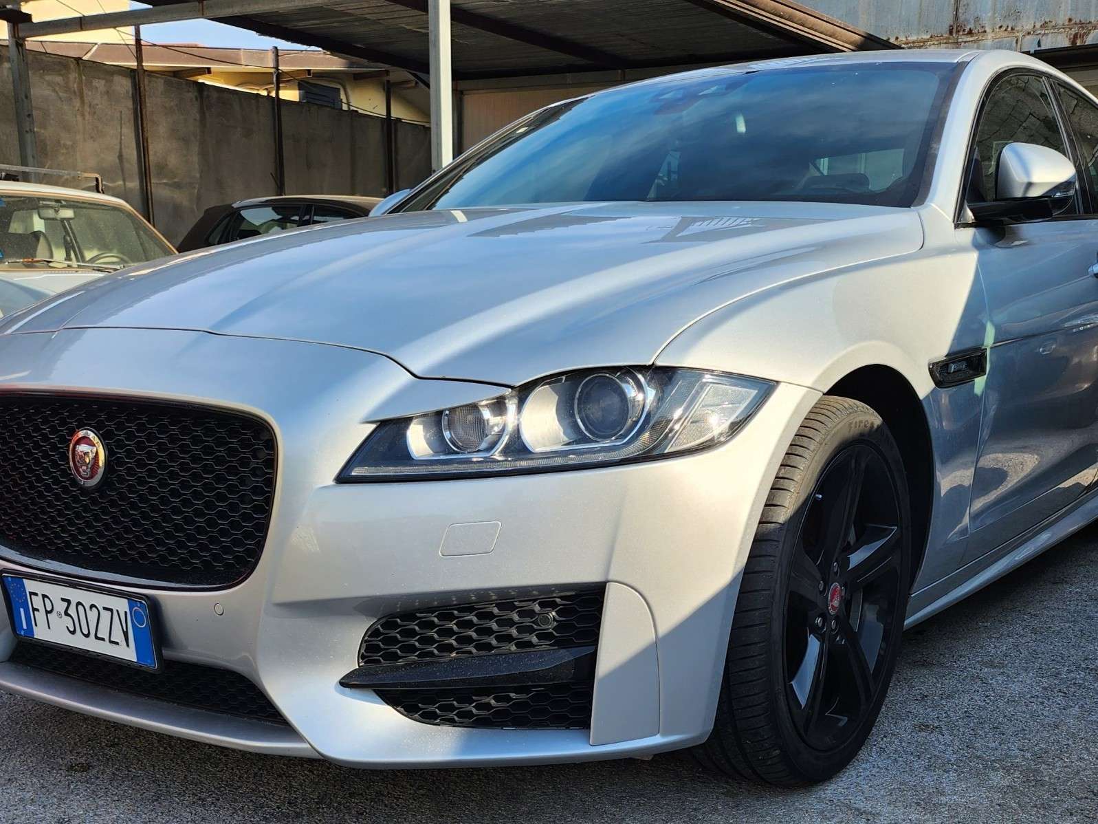 Jaguar XF2.0d i4 R-Sport Executive Power Edition 240cv awd