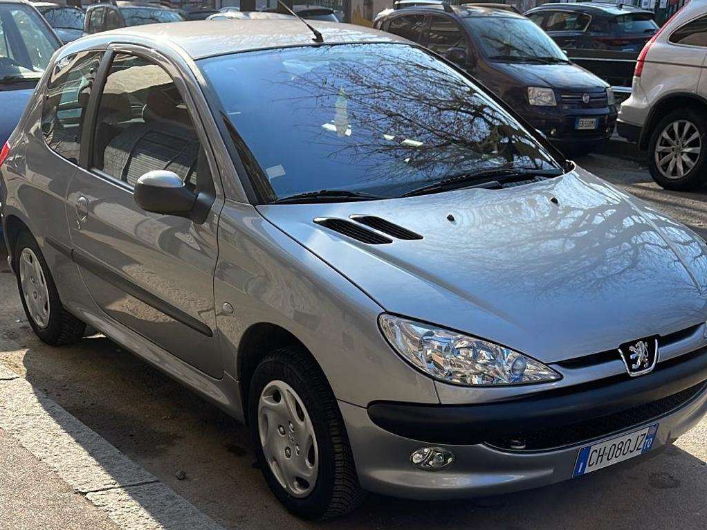 Peugeot 206206 3p 1.4 XT c/abs