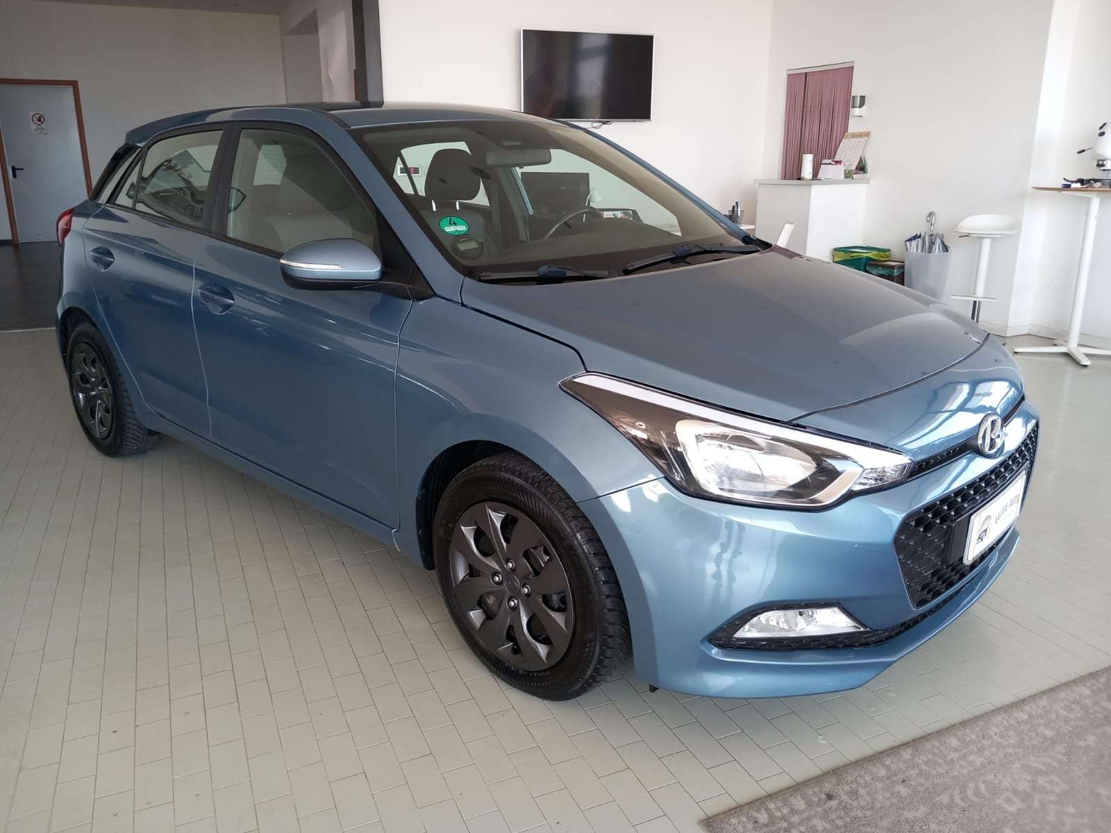 Hyundai i205p 1.2 Comfort 84cv