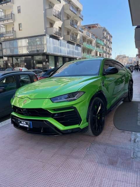 Lamborghini Urus4.0 V8 auto