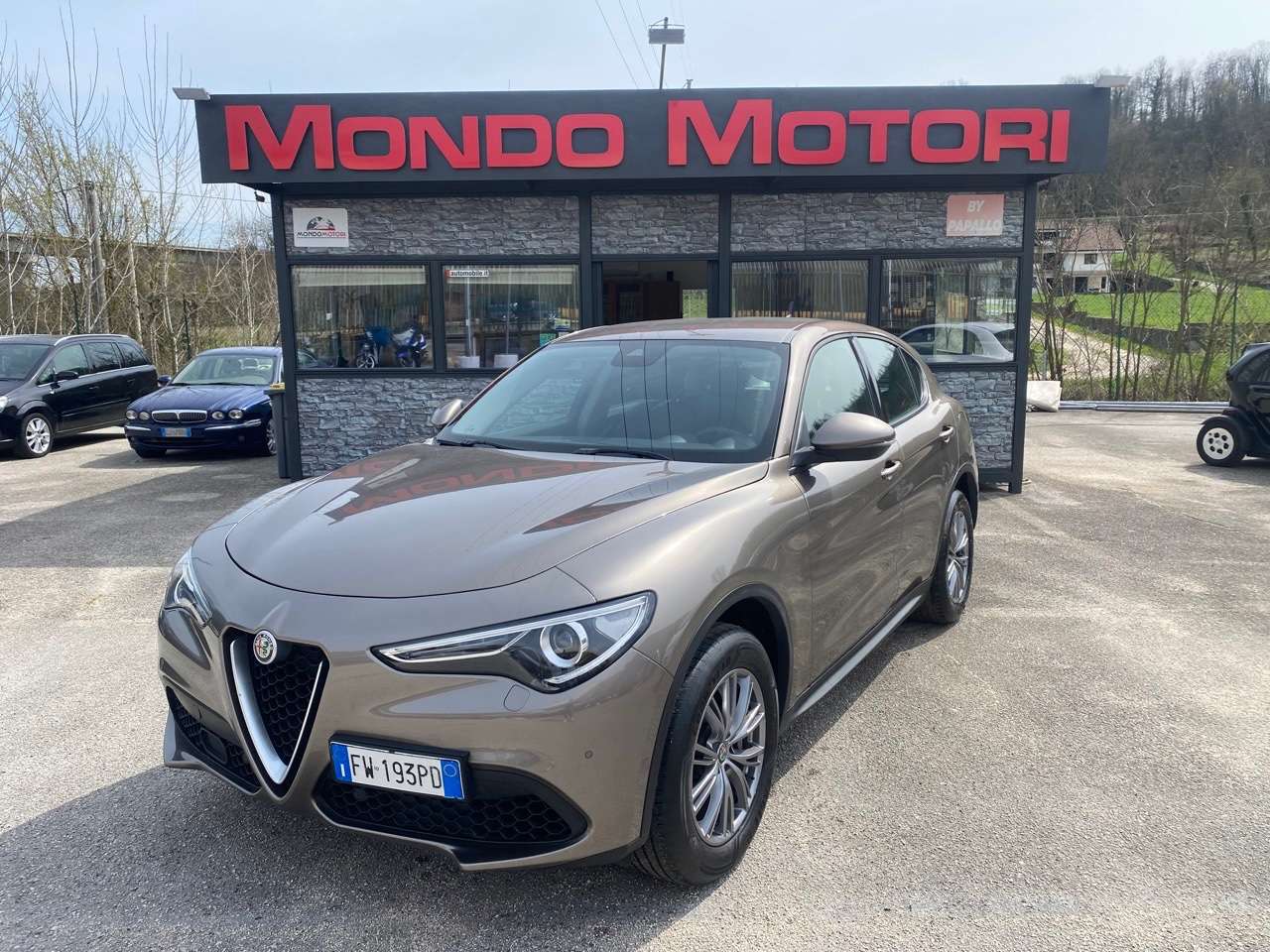 Alfa Romeo StelvioStelvio 2.2 t Executive Q4 190cv auto my19