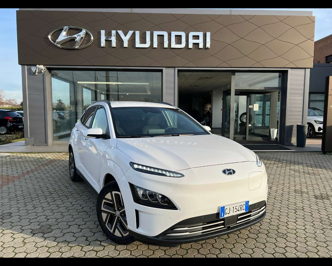 Hyundai KONA39 kWh EV Xprime+ Safety Pack