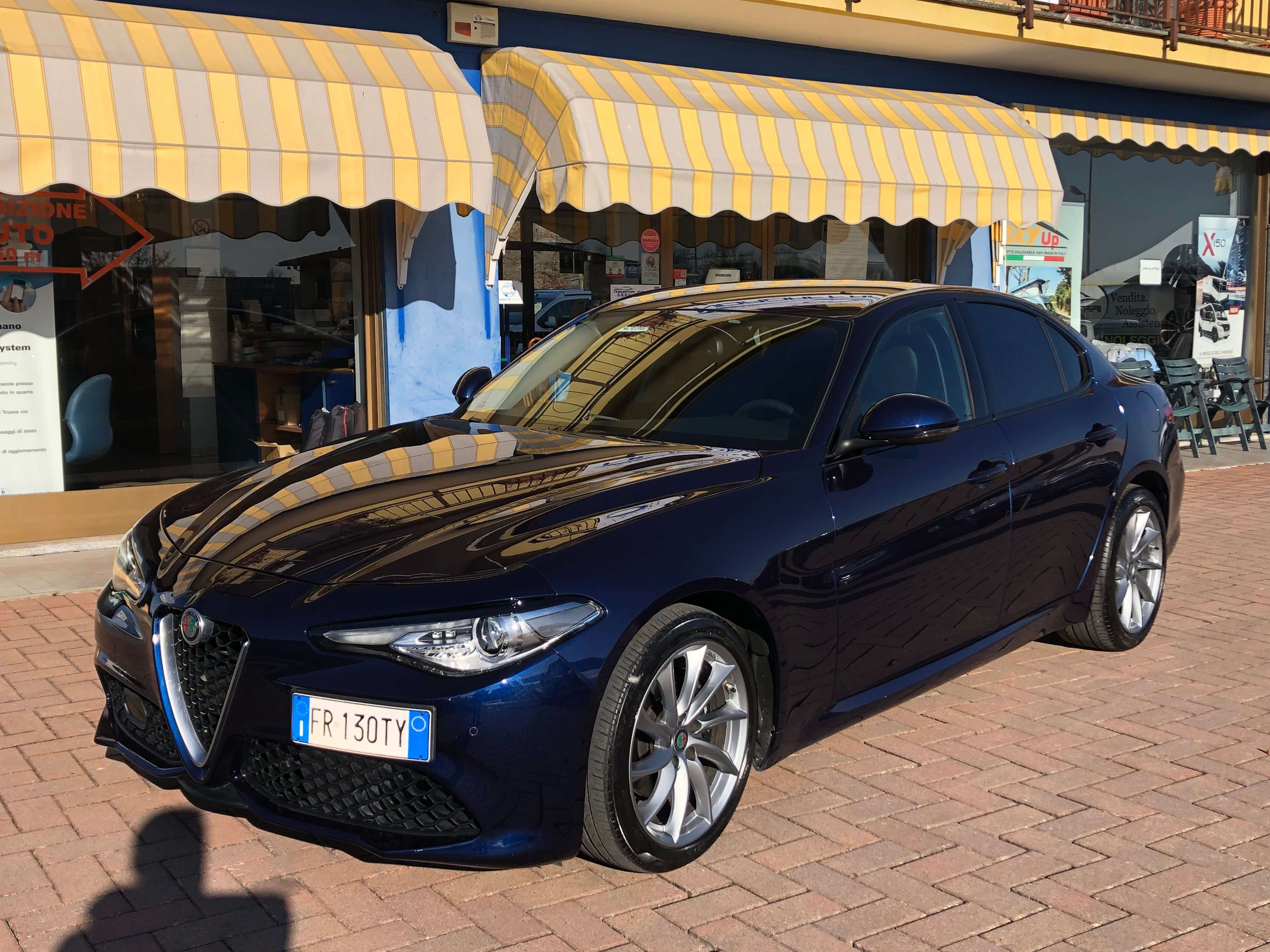 Alfa Romeo Giulia2.2 Turbodiesel 180 CV AT8 Sport