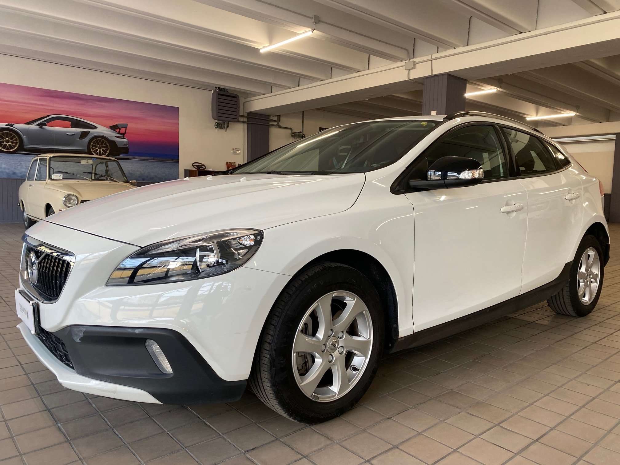 Volvo V40 Cross CountryV40 Cross Country 2.0 d2 Business Plus