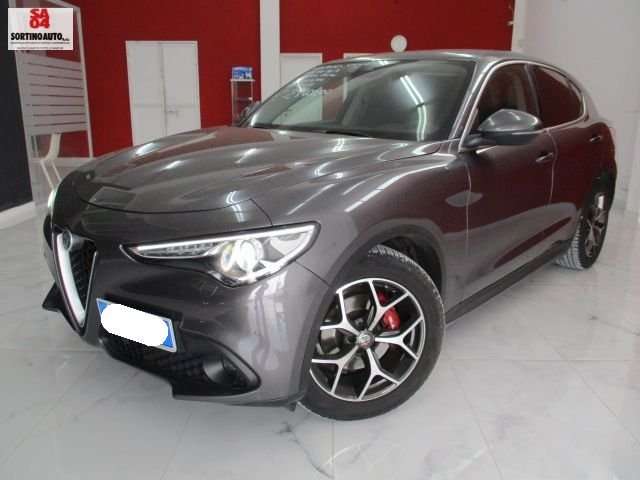 Alfa Romeo Stelvio2.2 t Executive rwd 190cv AT8-11/2018 PELLE+NAVI