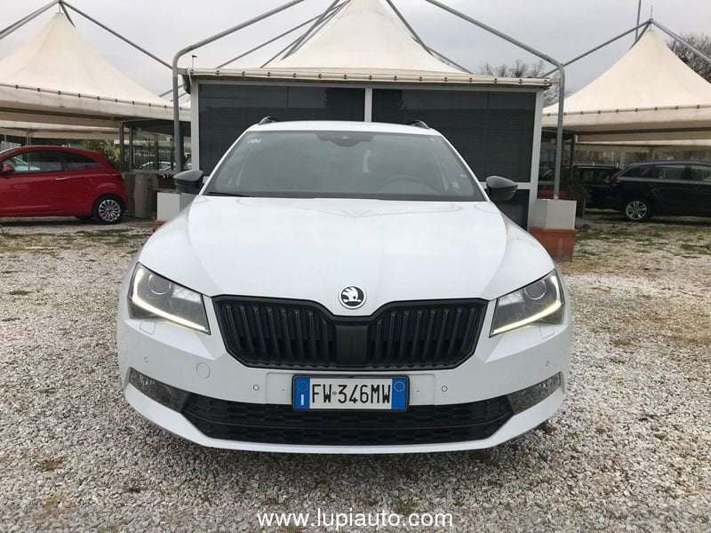 Skoda SuperbWagon 2.0 tdi Sportline 150cv dsg