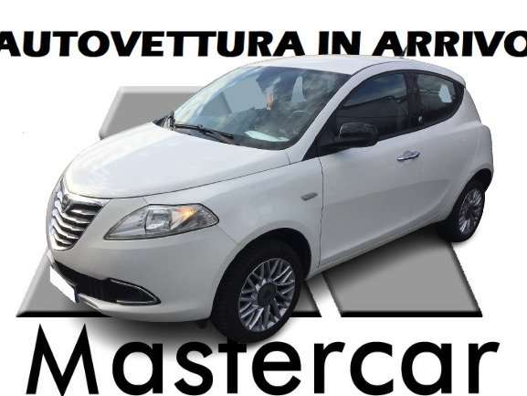 Lancia YpsilonYpsilon 0.9 t.air Gold CATENA NUOVA