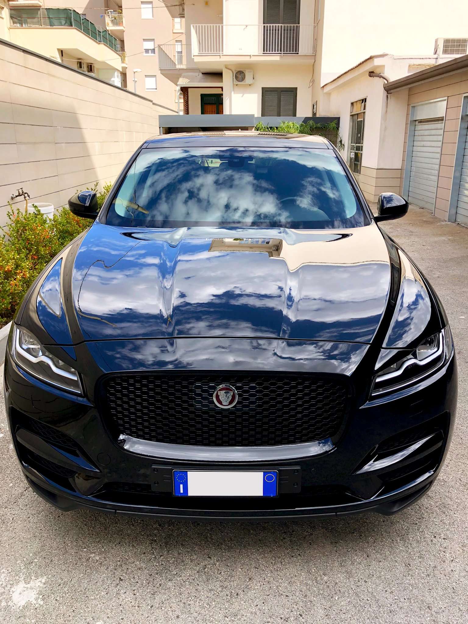 Jaguar F-PaceF-Pace 2.0d i4 Portfolio awd 180cv auto my18