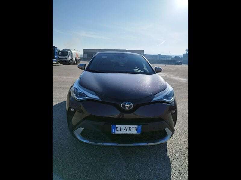 Toyota C-HR1.8 Hybrid E-CVT Lounge