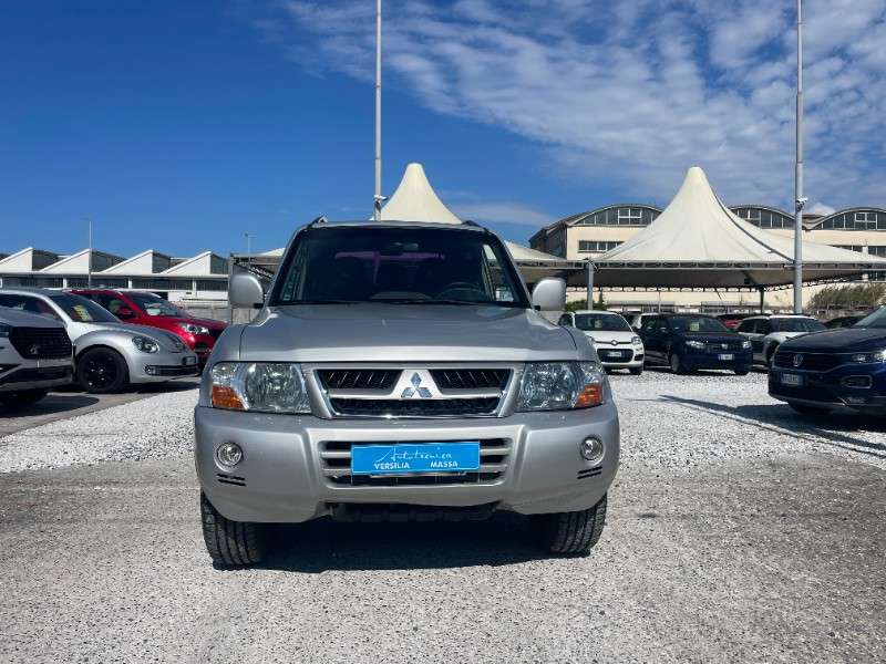 Mitsubishi Pajero2.5 TDI 3p. GLX Autocarro