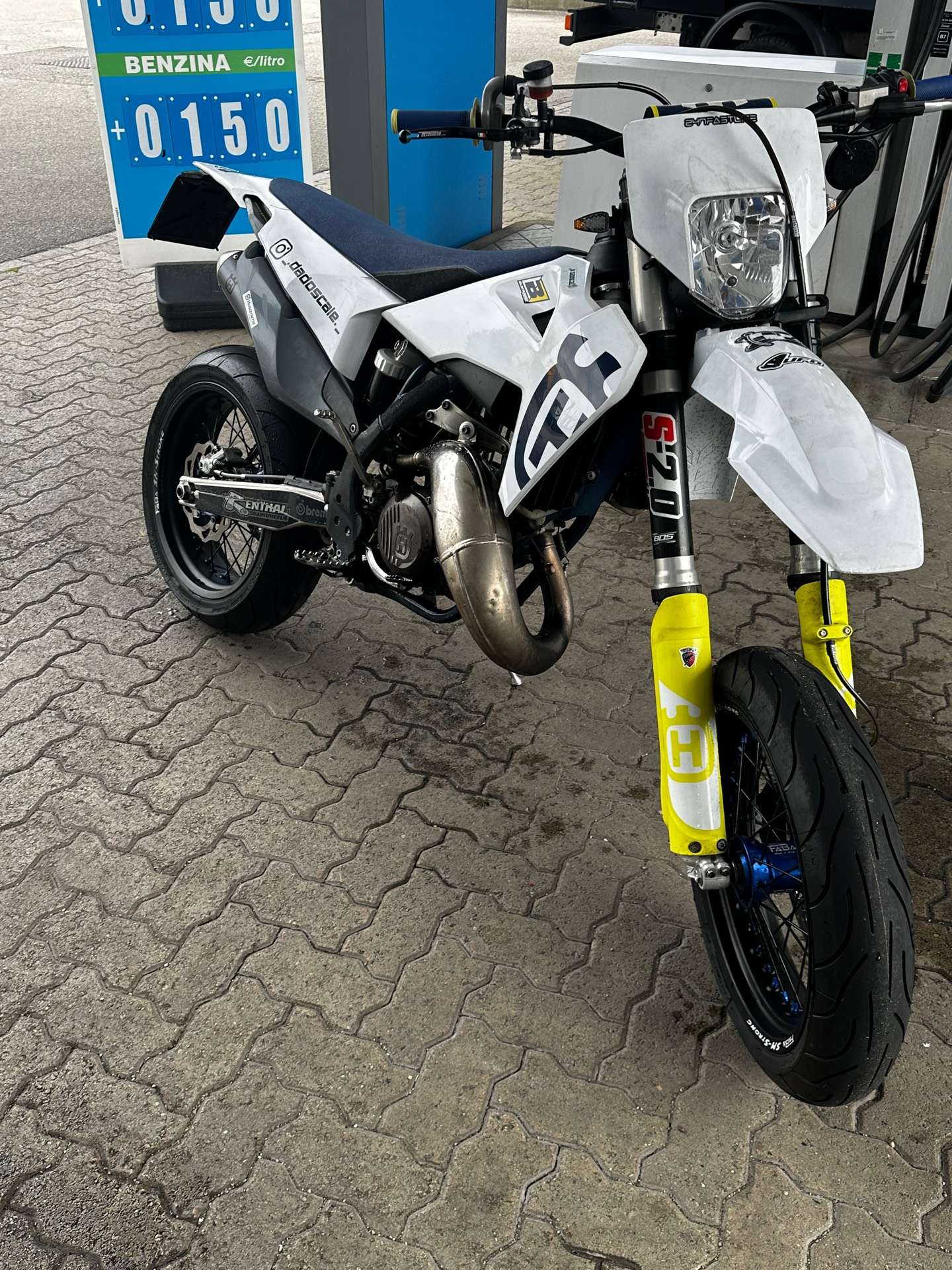 Husqvarna TC 125Husqvarna omologato a libretto motard