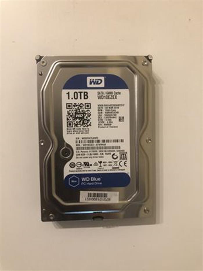 HARD DISK SATA 3,5" 1 TB WESTERN DIGITAL WD10EZEX USATO (NS. RIF. 220920/003).