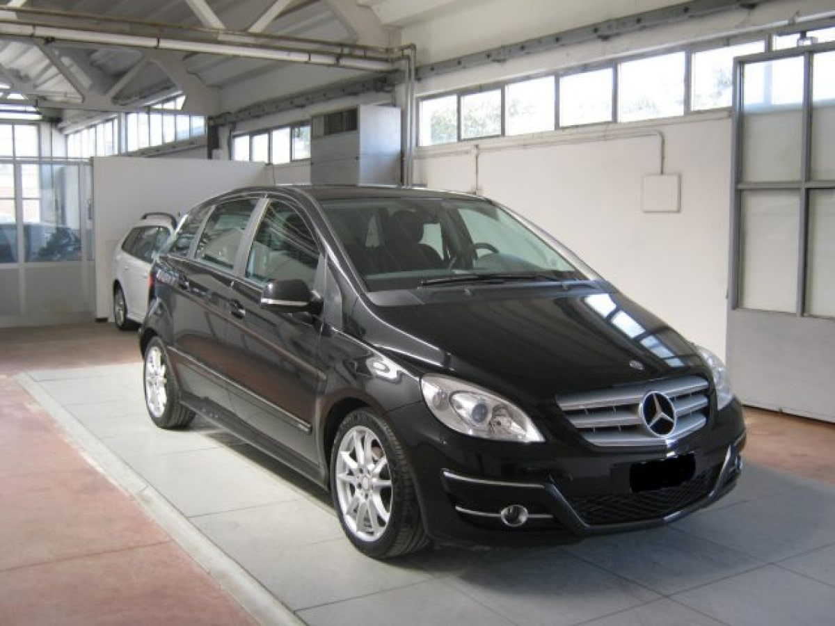 MERCEDES Classe B (T245) B 200 CDI Premium