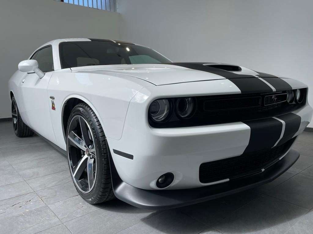 Dodge ChallengerDodge SCRT 6.4 V8 Scat Pack Widebody 492cv at8