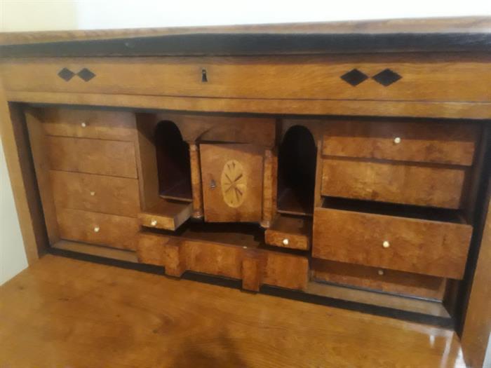 BIEDERMEIER SECRETAIRE 800