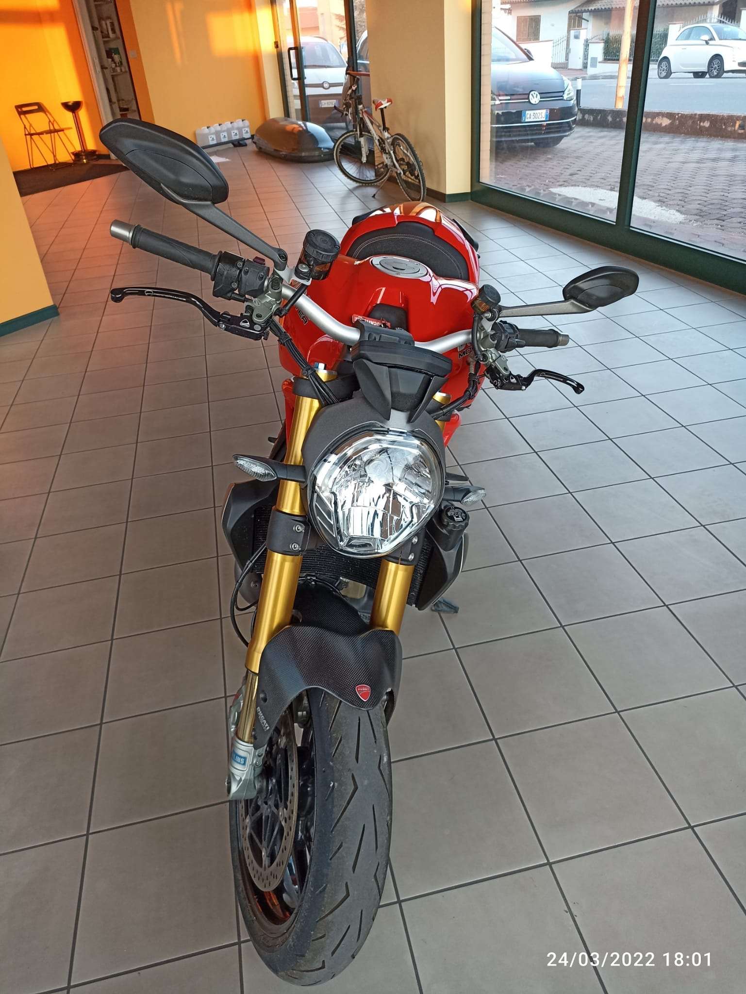 Ducati Monster 1200S