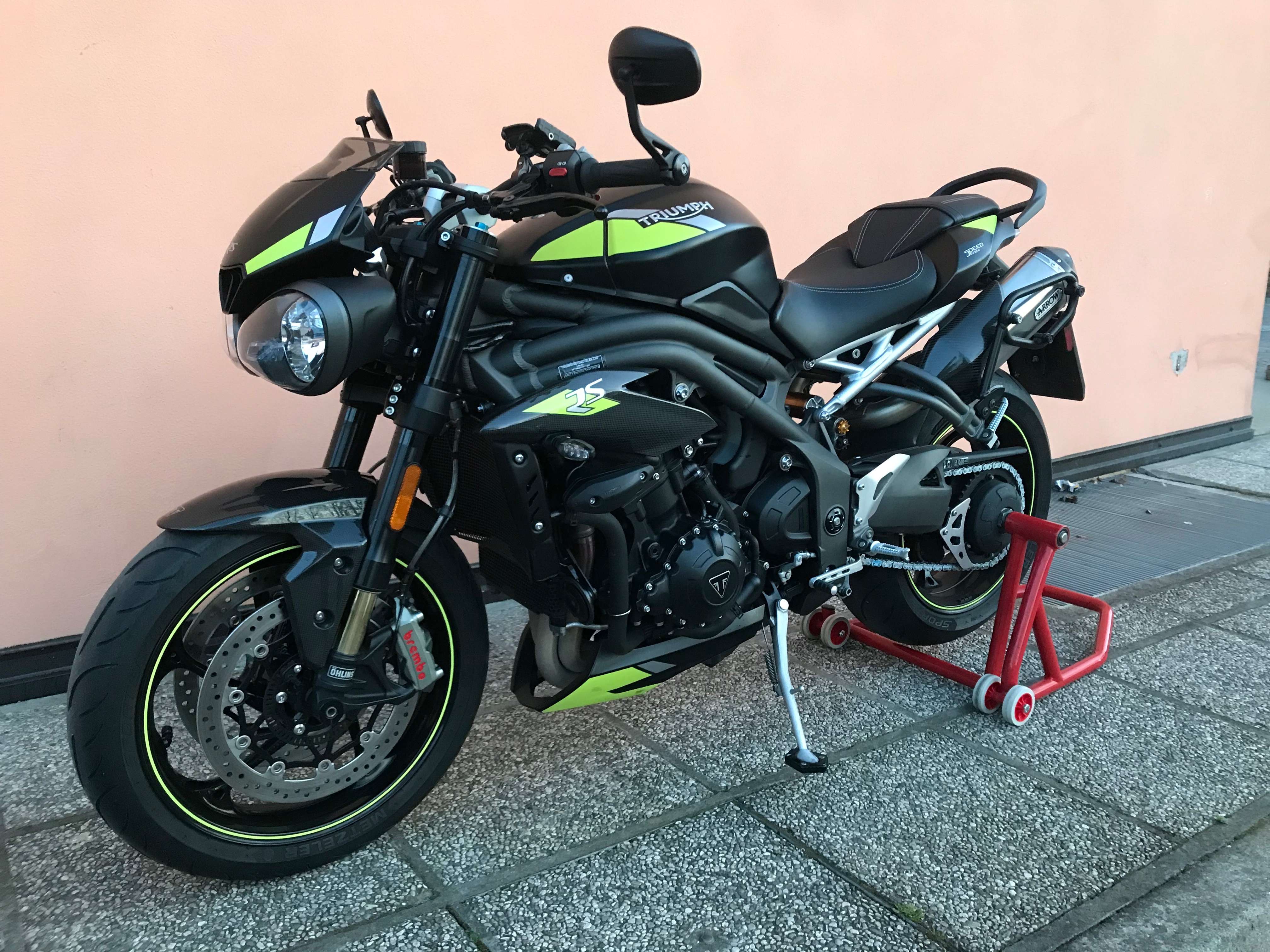 Triumph Speed Triple 1050