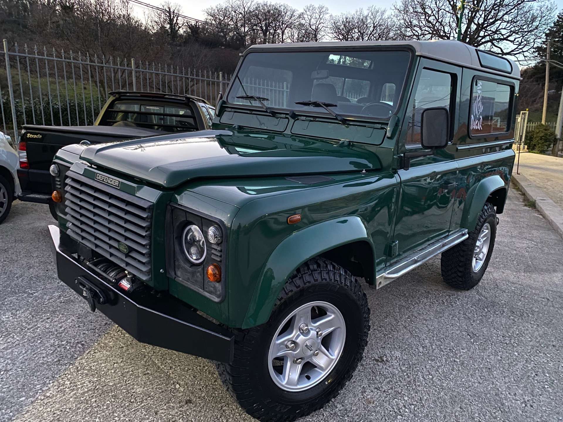 Land Rover DefenderDEFENDER 90 2.5 TD5 SE SW AUTOVETTURA 6 POSTI