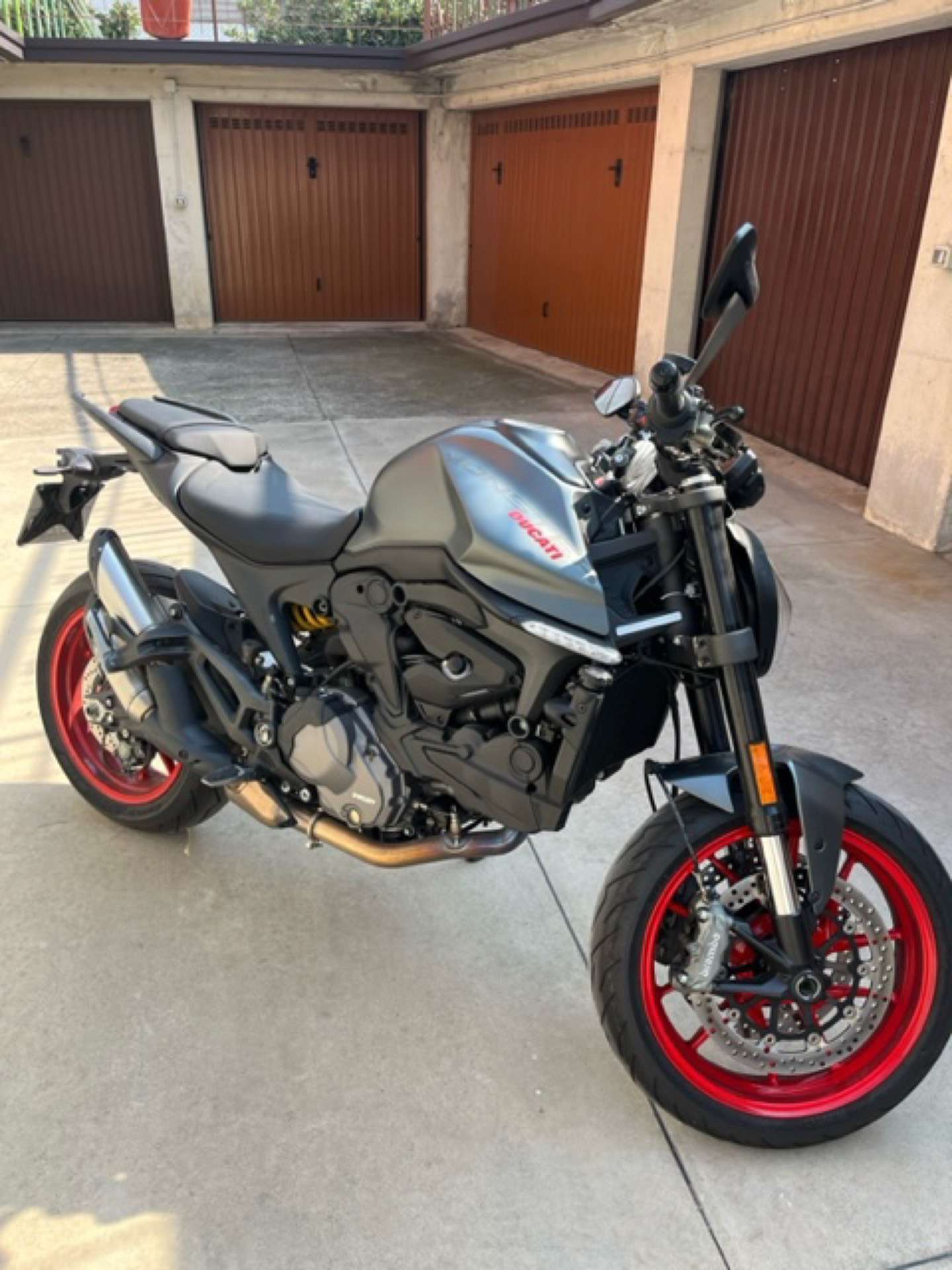 Ducati Monster 937Ducati Monster 937