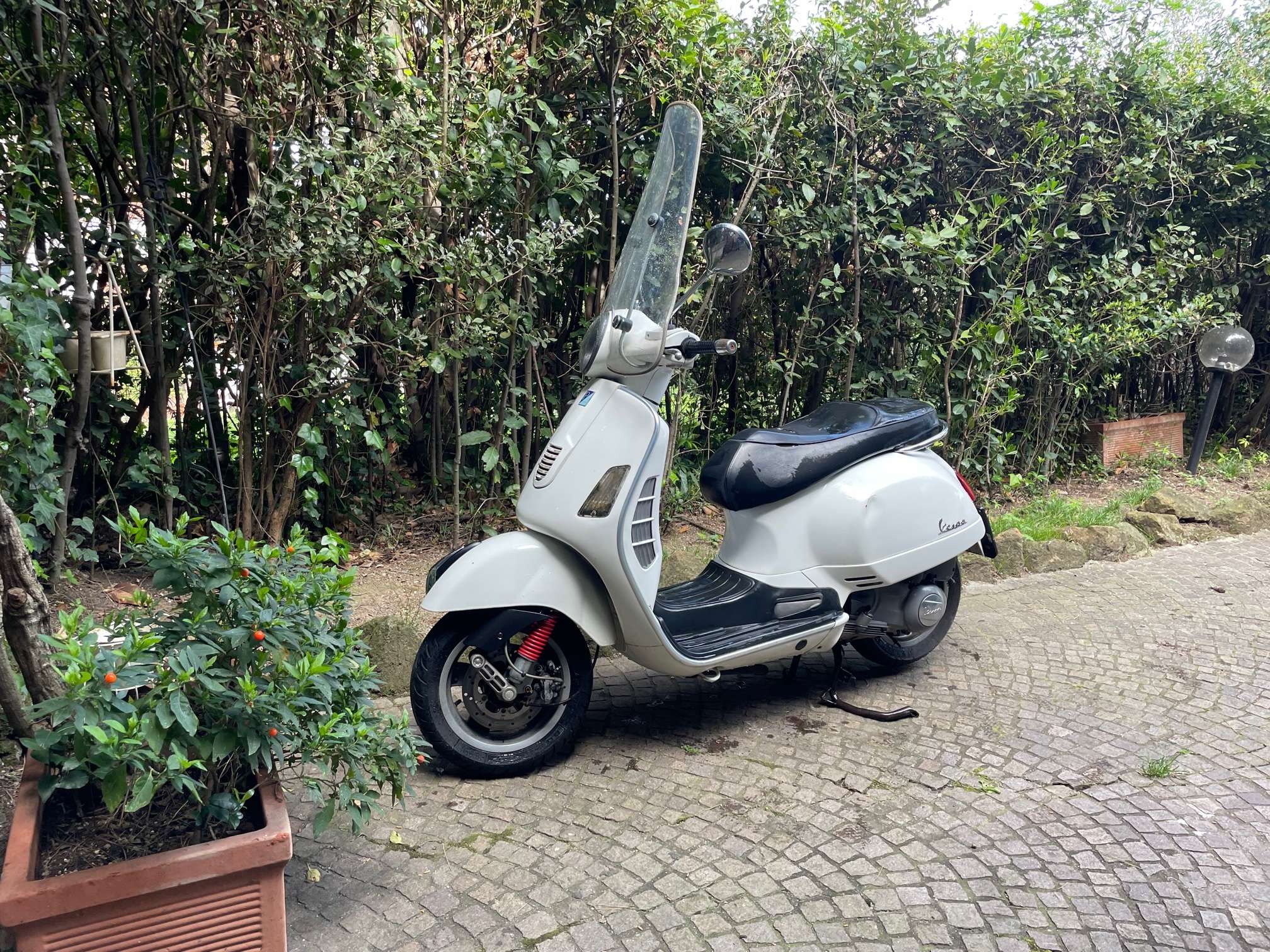 Piaggio GTS 250