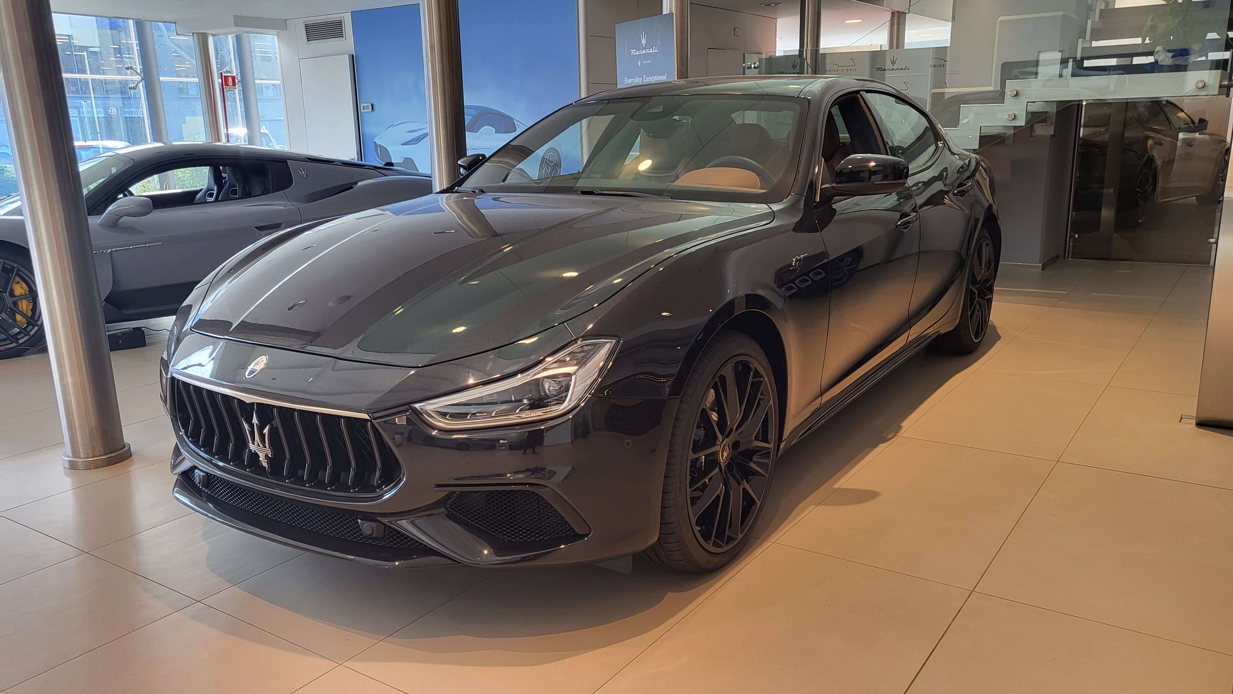 Maserati Ghibli2.0 mhev GT Sport Pack MY23