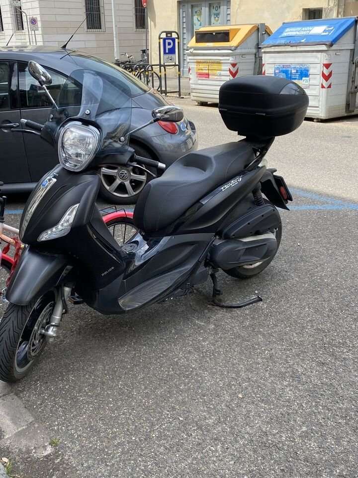 Piaggio Beverly 350