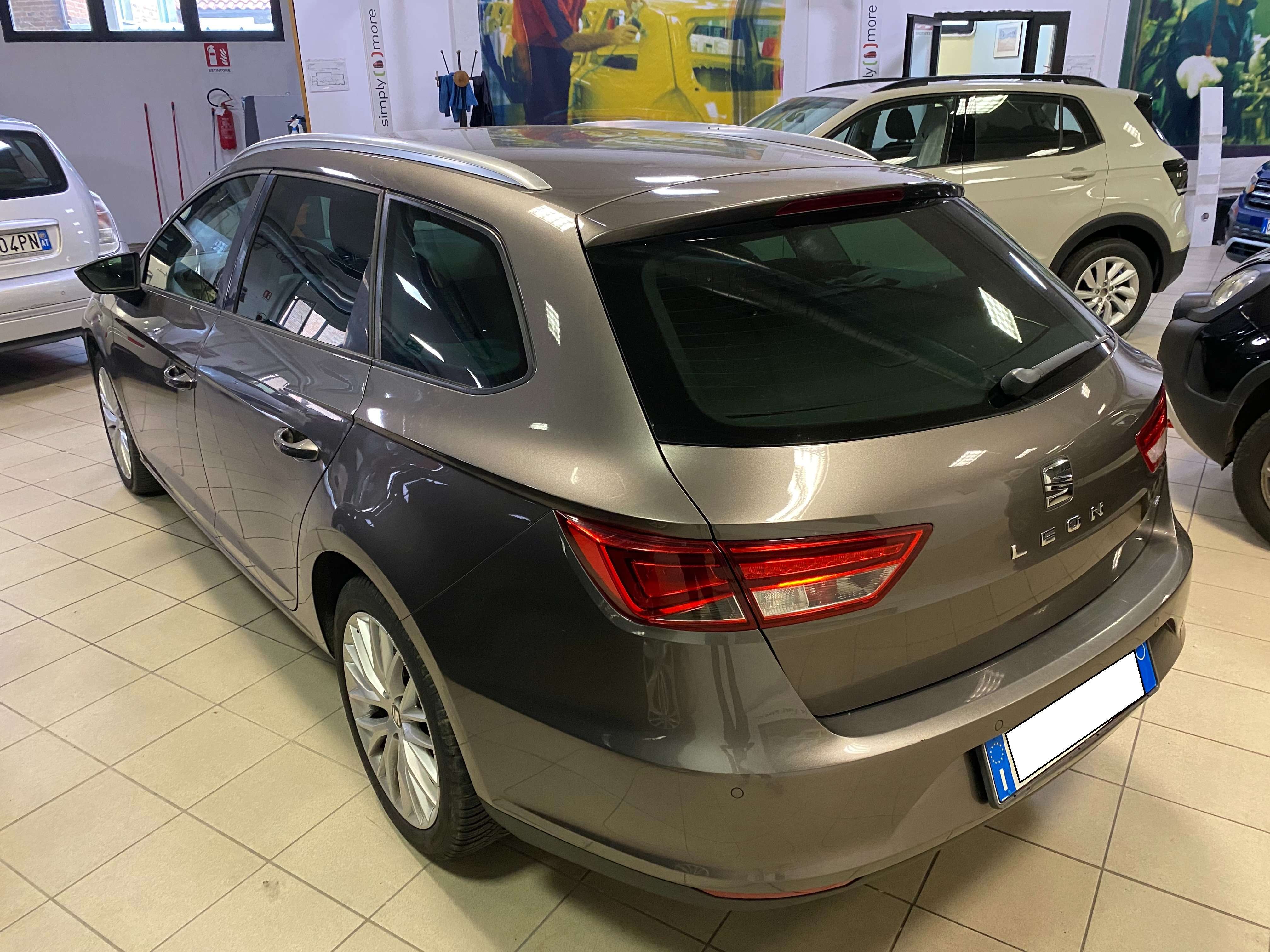 SEAT LeonLeon ST 1.6 tdi cr Business Navi s