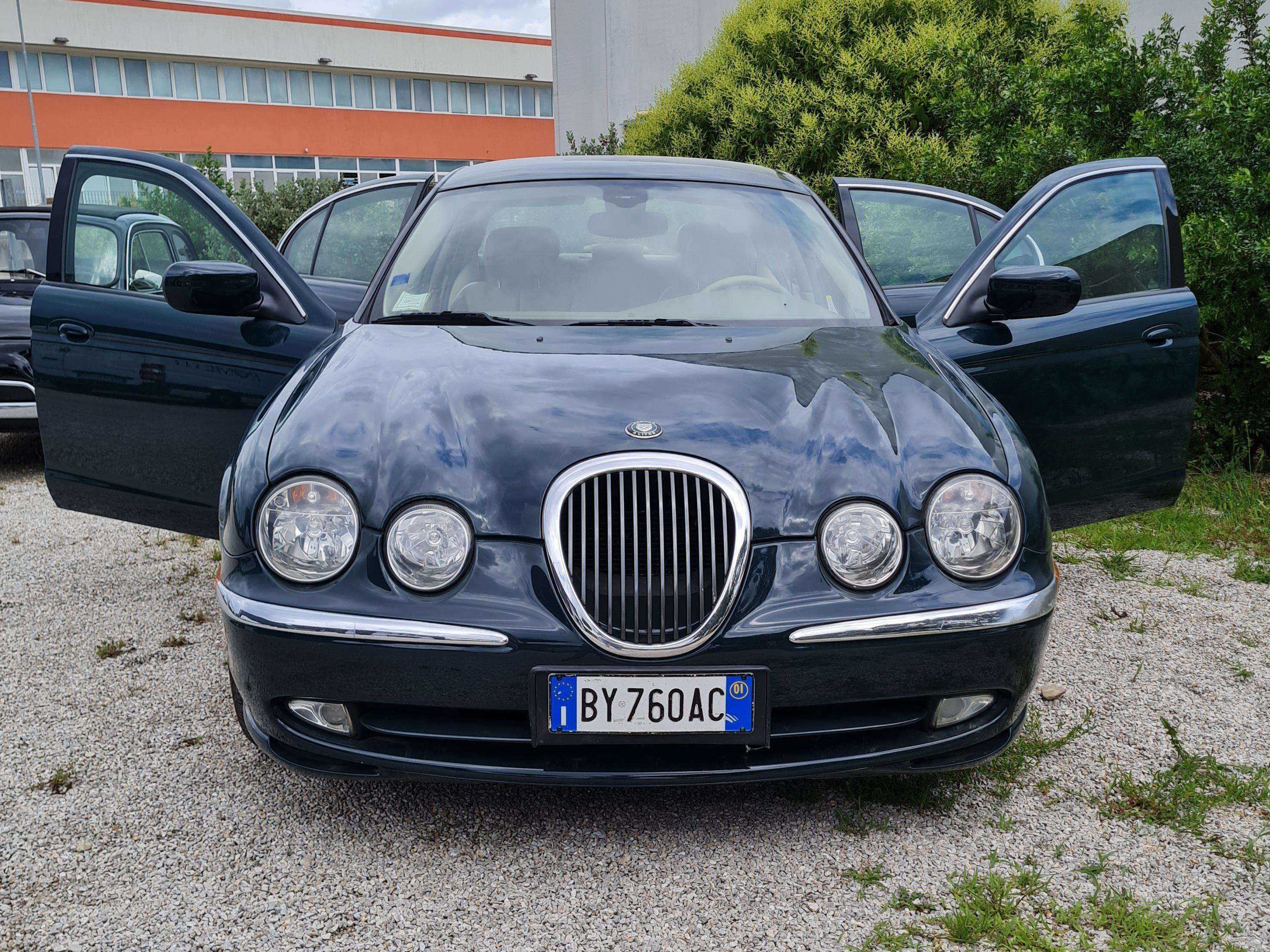 Jaguar S-TypeS-Type I 1999 3.0 V6 Executive