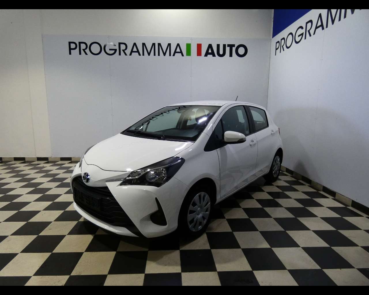 Toyota Yaris5 Porte 1.5 VVT-iE Active