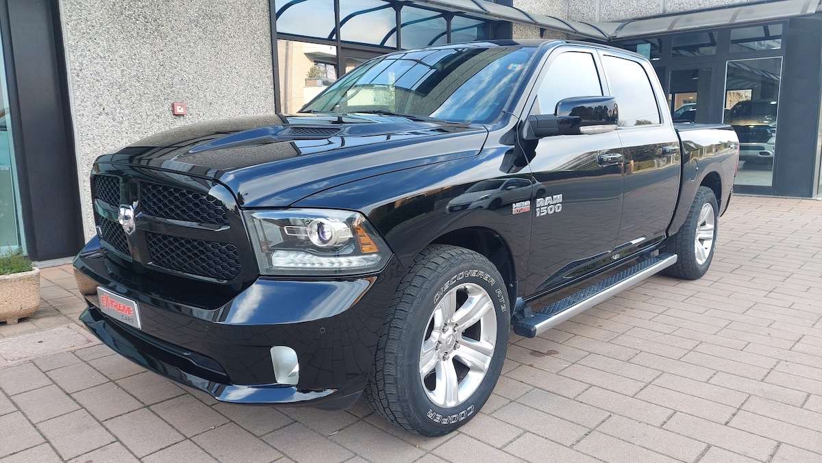 Dodge RAM1500 4x4 SPORT CREW CAB GPL