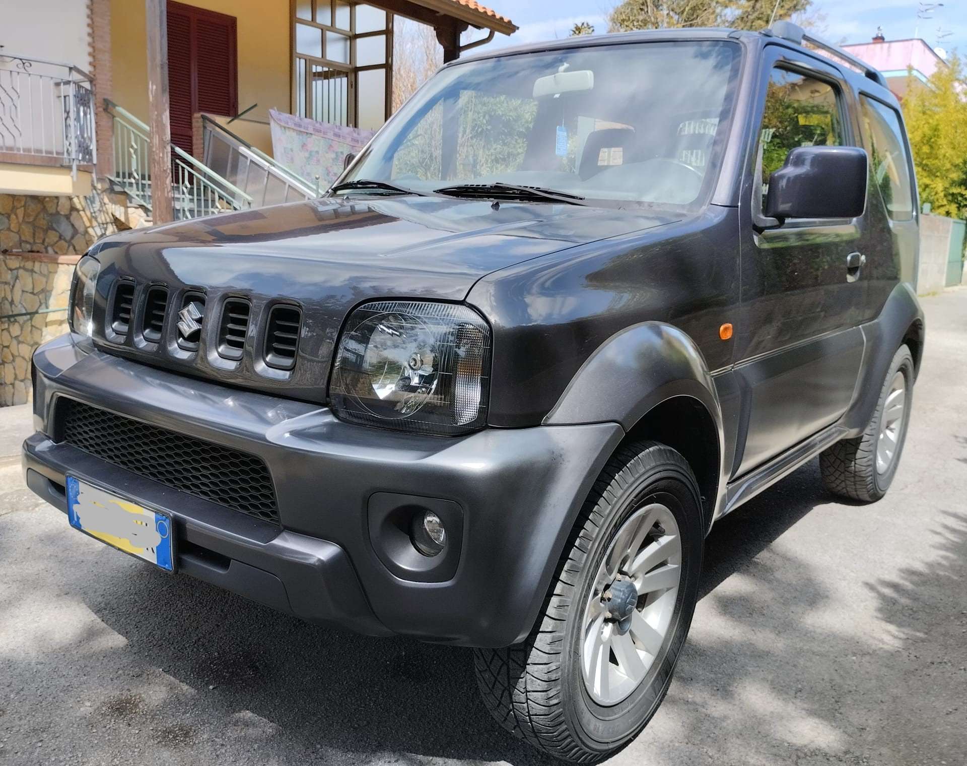 Suzuki JimnyJimny 1.3 4x4 interni in pelle garantita