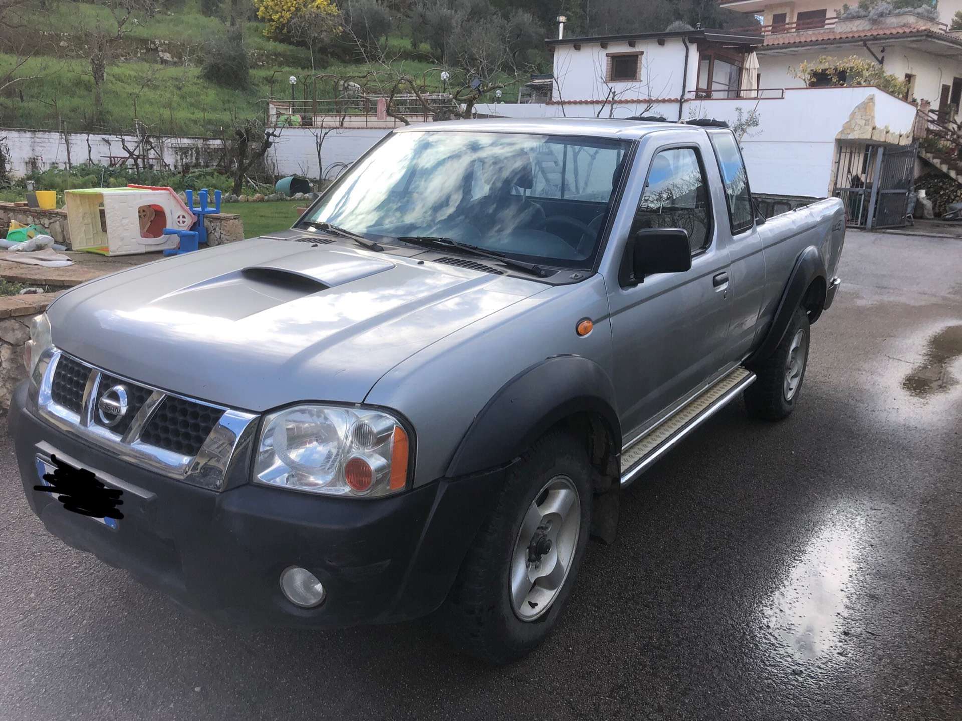 Nissan King CabNavara 2.5 td 133cv