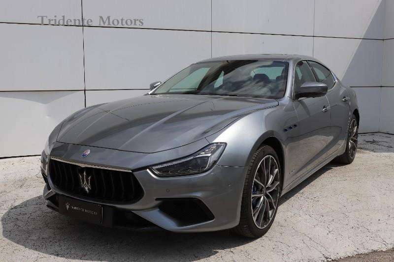 Maserati Ghibli2.0 hybrid Gransport 330cv auto