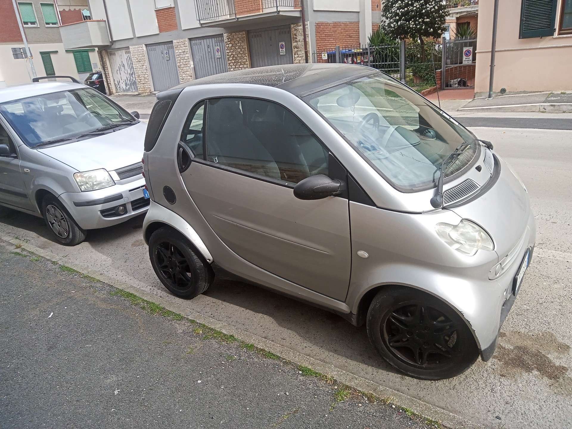 smart forTwo0.6 city coupe.