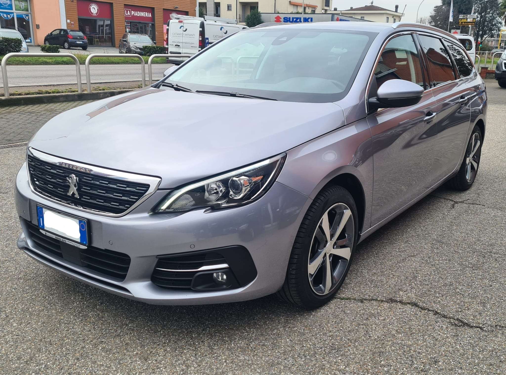 Peugeot 308bluehdi EAT6 *** Allure *** S&S