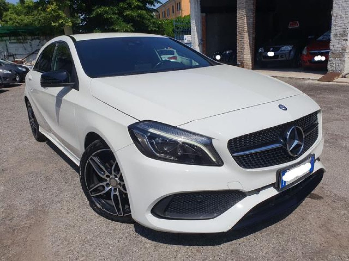 MERCEDES Classe A (W176) A 180 d Premium