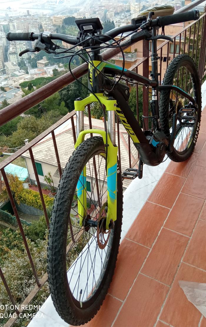 BICI GIANT MTB ELETTRICA DONNA SUPERACCESSORIATA COME NUOVA