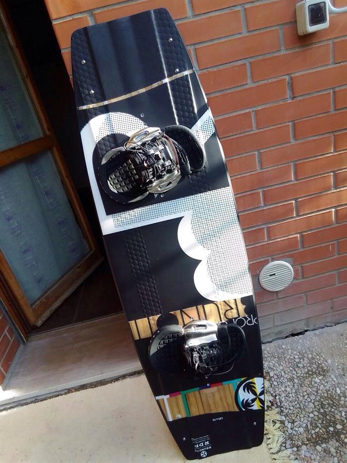 NUOVA TAVOLA DA WAKEBOARD