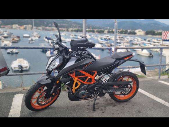 KTM 390 Duke