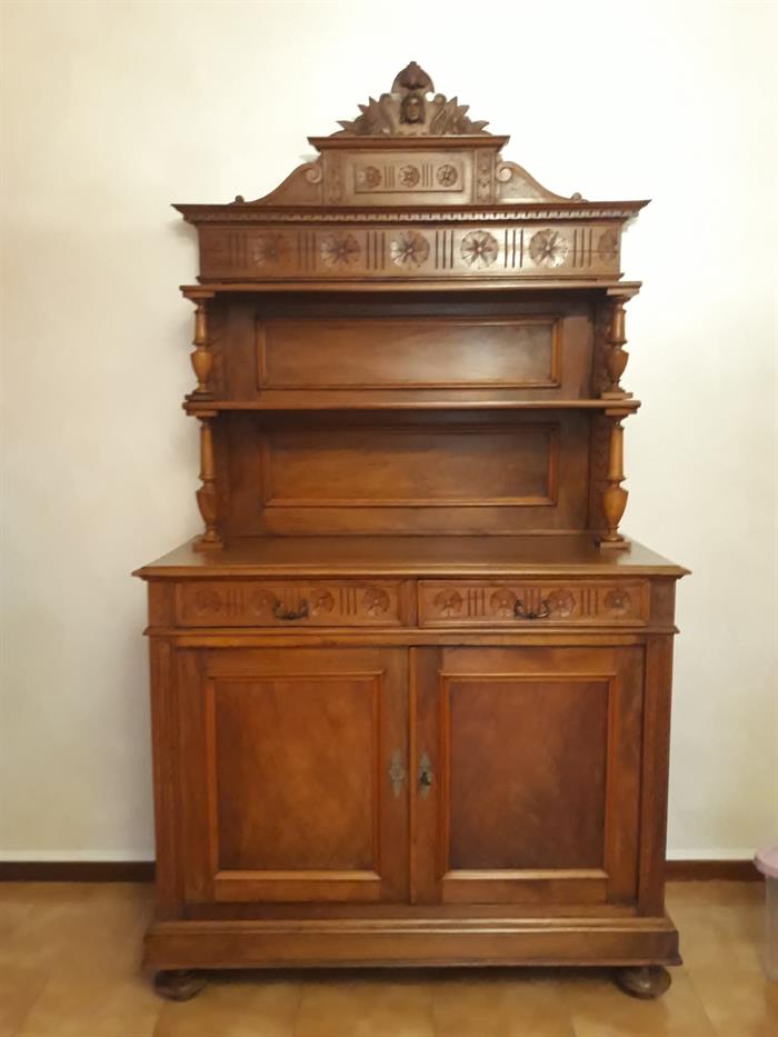 CREDENZA FINE 800 IN OTTIMO STATO