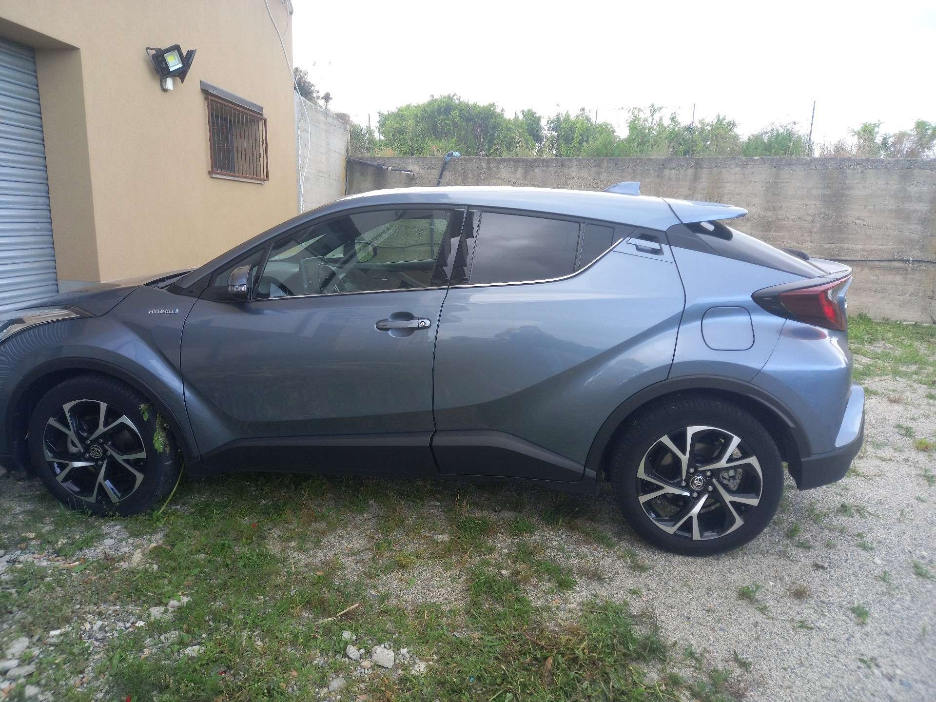 Toyota C-HR1.8h Trend e-cvt